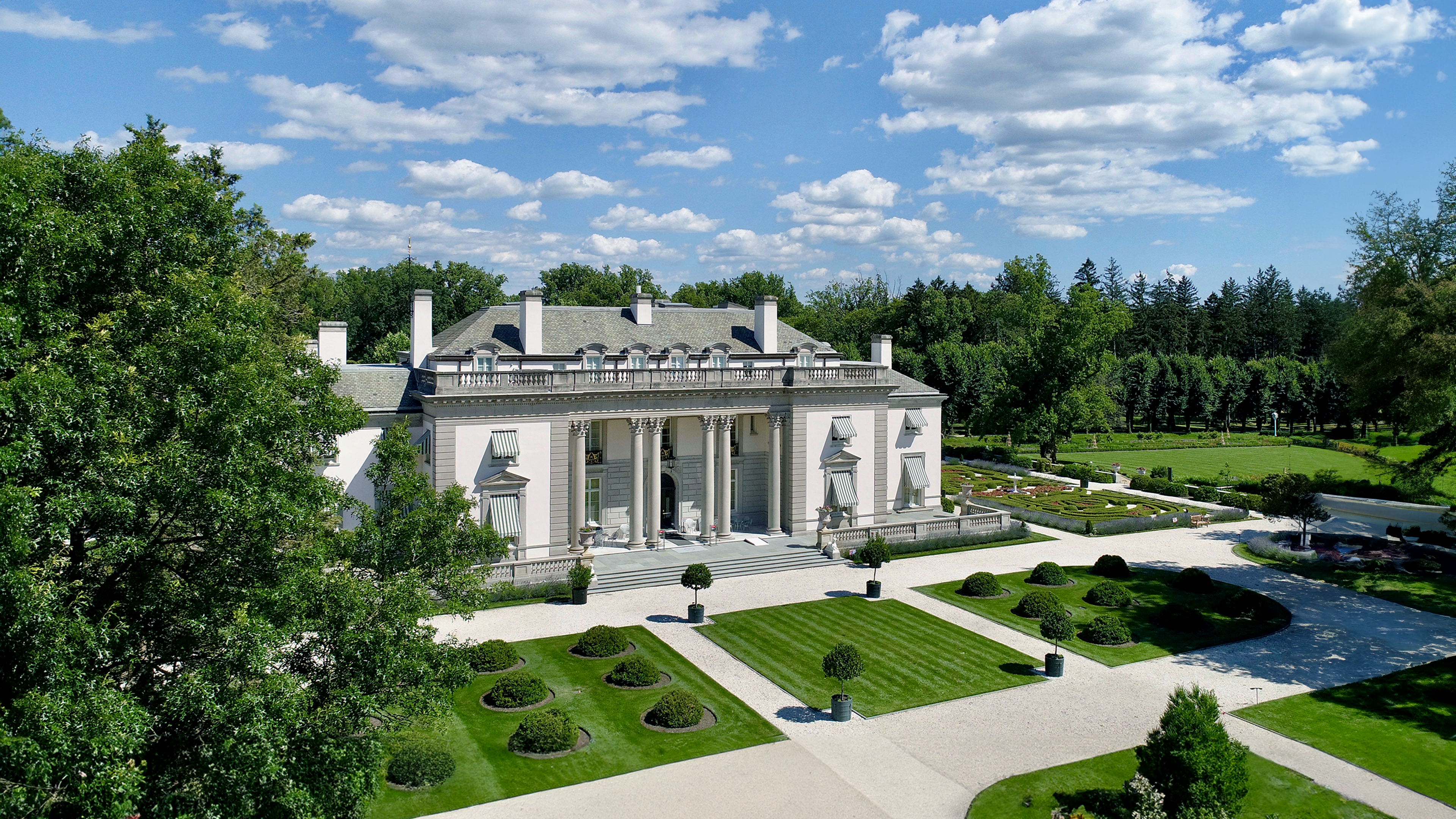 Delnadamph Estate